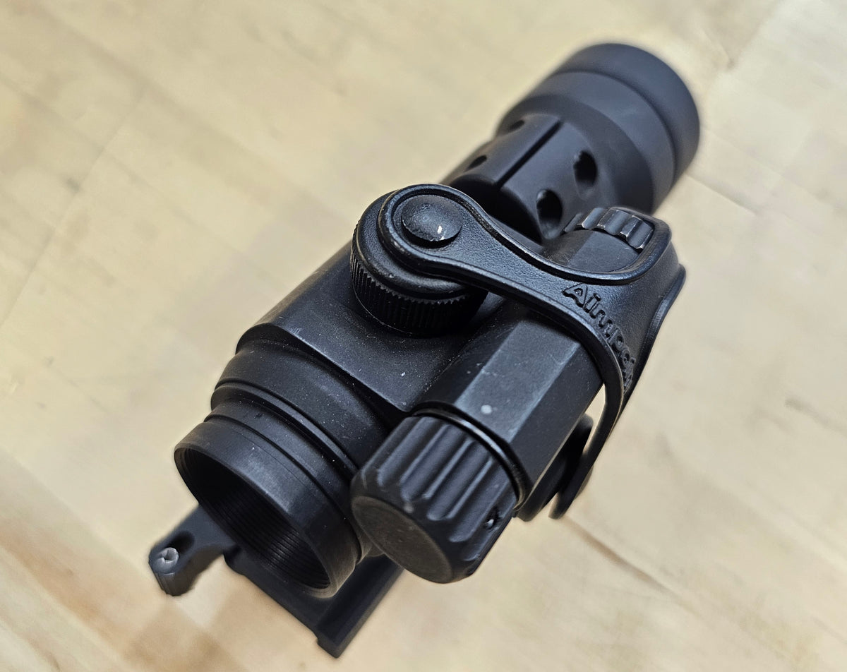 Aimpoint Comp M3 in Larue Tactical LT129 QD Mount – A&A Tactical