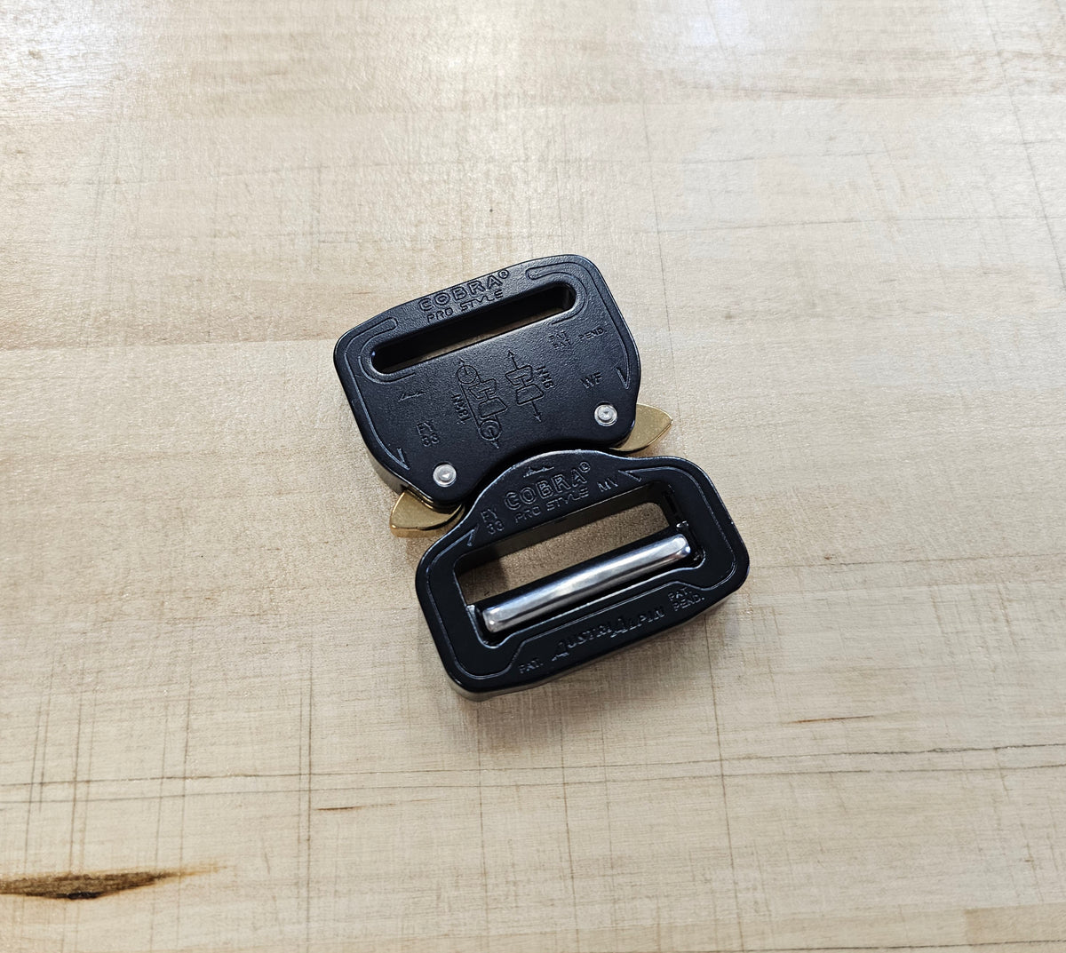 AustriAlpin Cobra Buckle Pro Style 33mm in Black – A&A Tactical