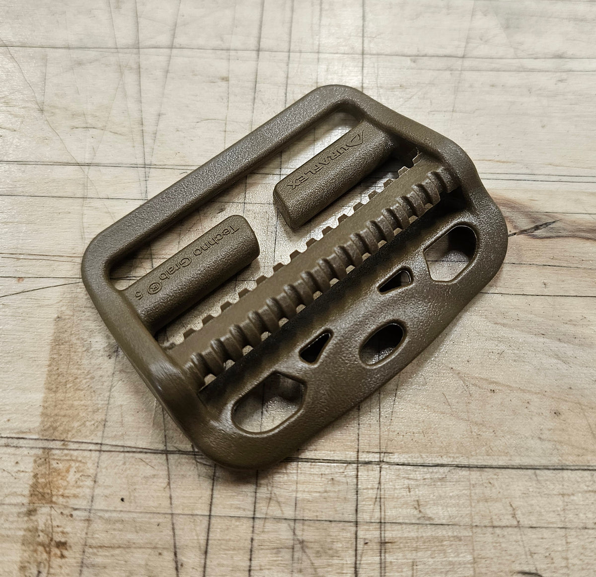 Duraflex 2" inch Curved Ladder Lock Split Bar Slider Adjuster in Coyot ...